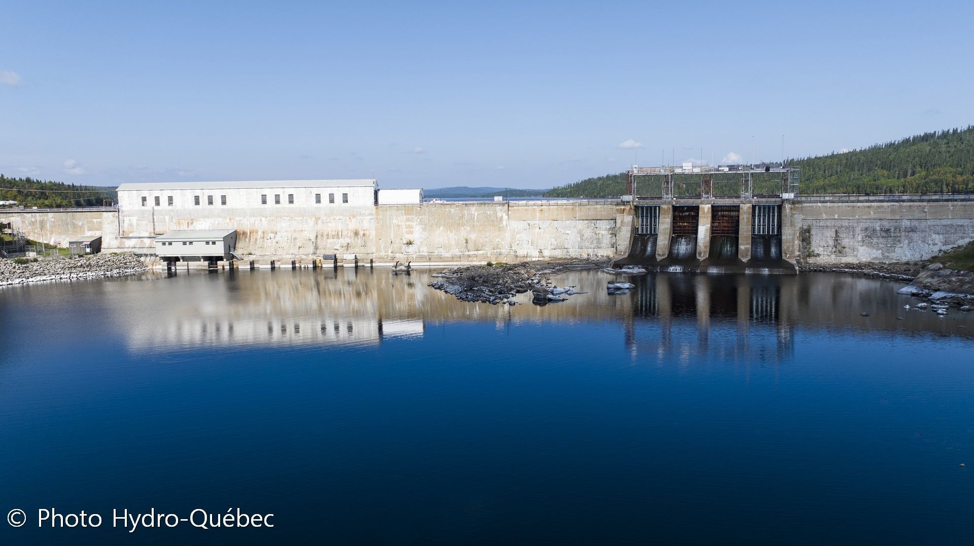 Un chantier de plus de 200 millions$ pour Hydro-Québec - L’Hebdo du St ...