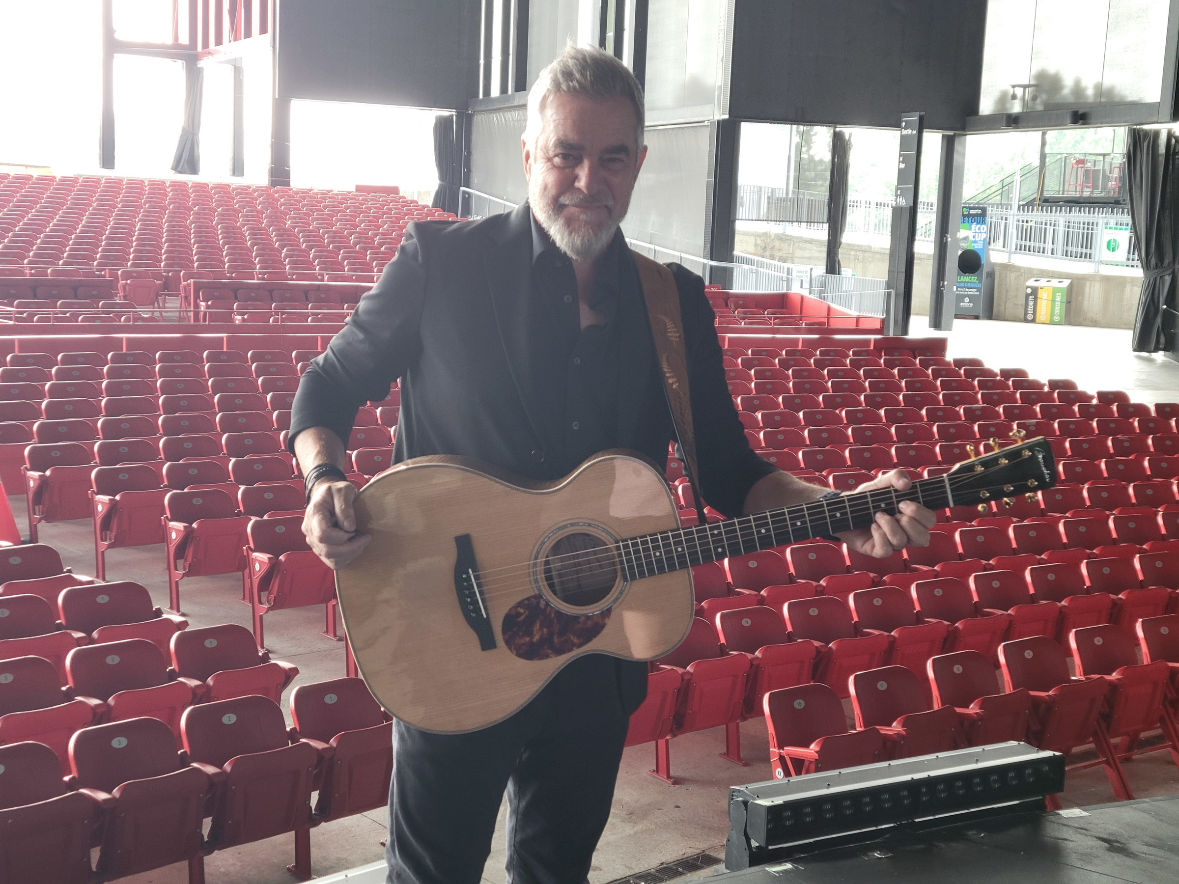 Sylvain Cossette lance sa nouvelle tournée dans sa Mauricie natale - L ...